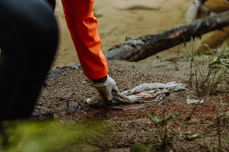Plogging Definition erklärt: Nachhaltigkeit & Sport vereinen